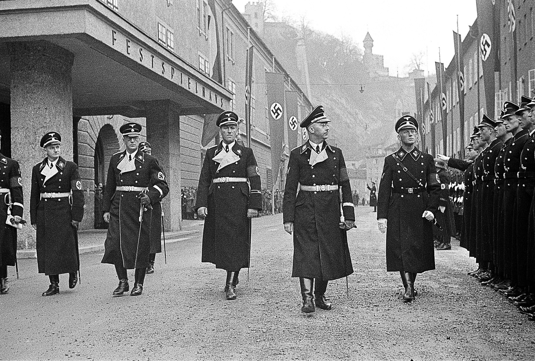 Stadt Salzburg - Von Gestapo, SS, Hitlerjugend, NSDAP und mehr